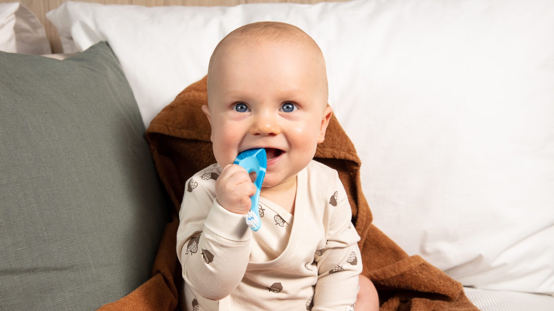 Teething: When do babies teeth? | Jordan Oral Care