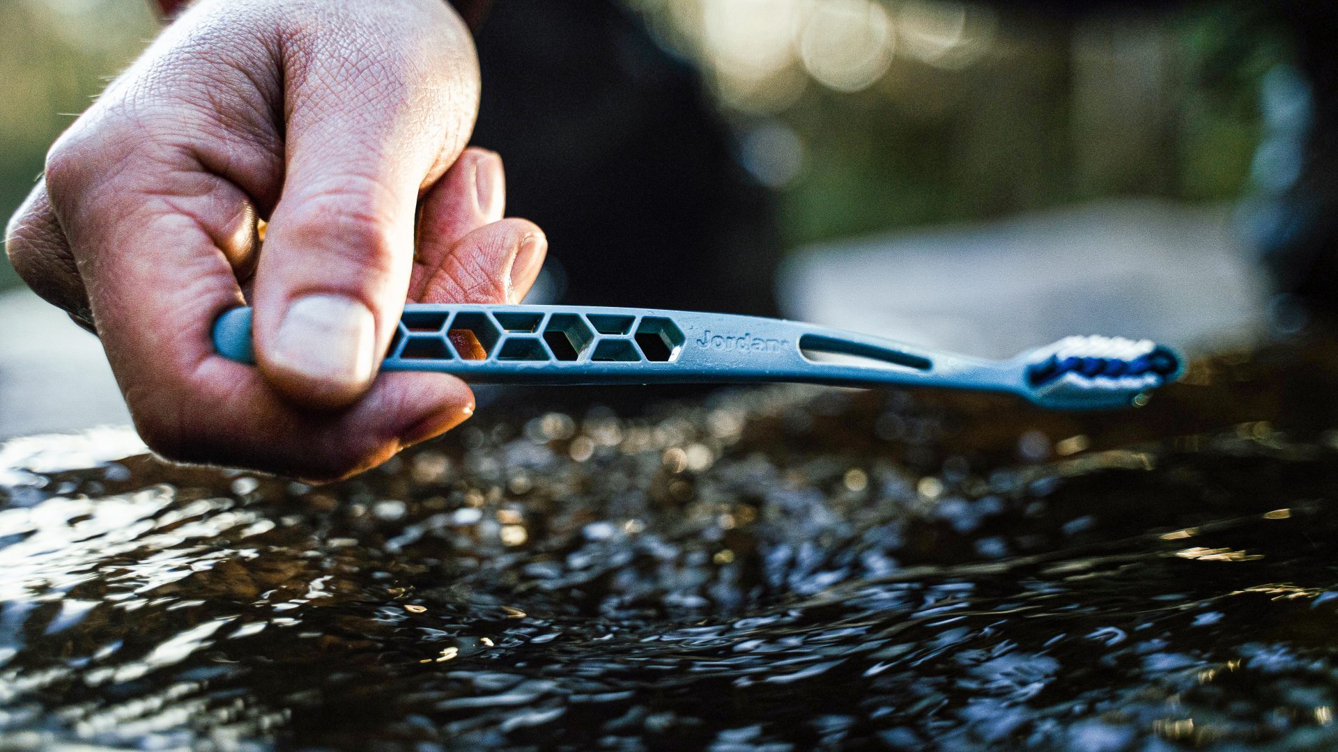 NEW: Jordan Clean Smile Electric Toothbrush | Jordan Oral Care