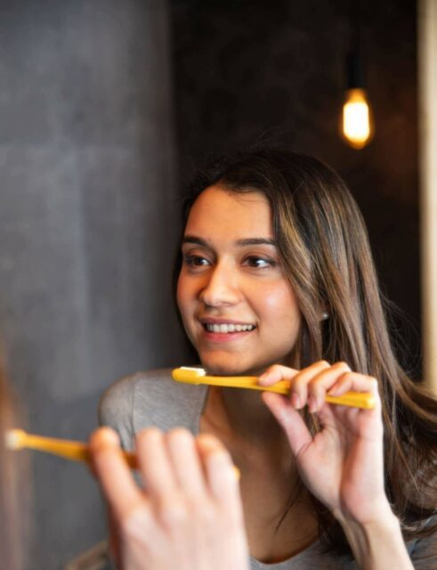 Change - toothbrush with replaceable head - Jordan Oral Care