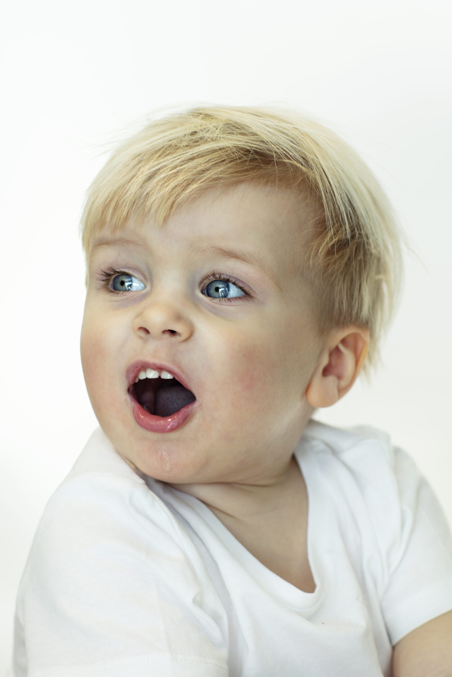 Come lavare i denti ai neonati | Jordan Oral Care